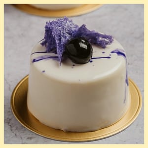 10 Charming Mini Cake Ideas - How To Decorate - CakeLovesMe
