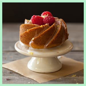 10 Charming Mini Cake Ideas - How To Decorate - CakeLovesMe