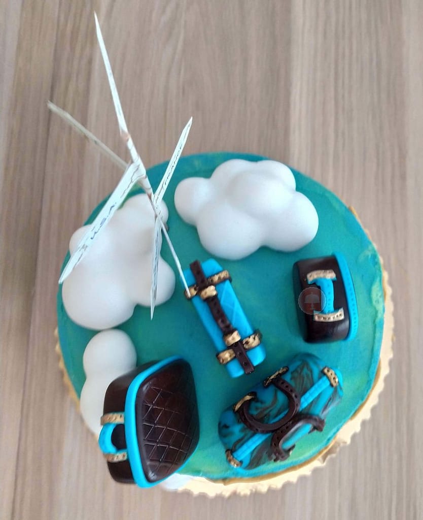 Fun And Creative Travel Cake With Map And Luggage Toppers