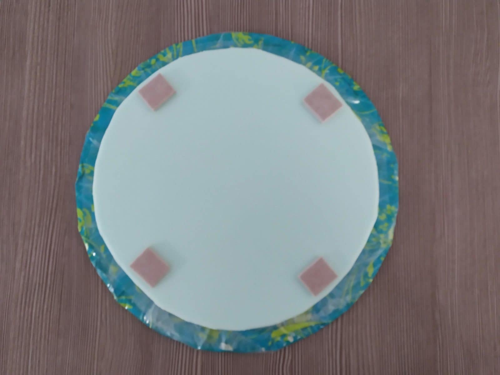 DIY Cake Board - How-To Cover Cake Boards Easily